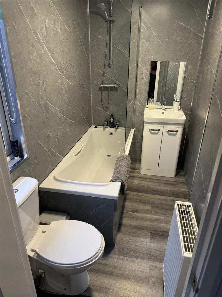 Ambleside Road, Troutbeck Bridge, Windermere - Michael Hodgson